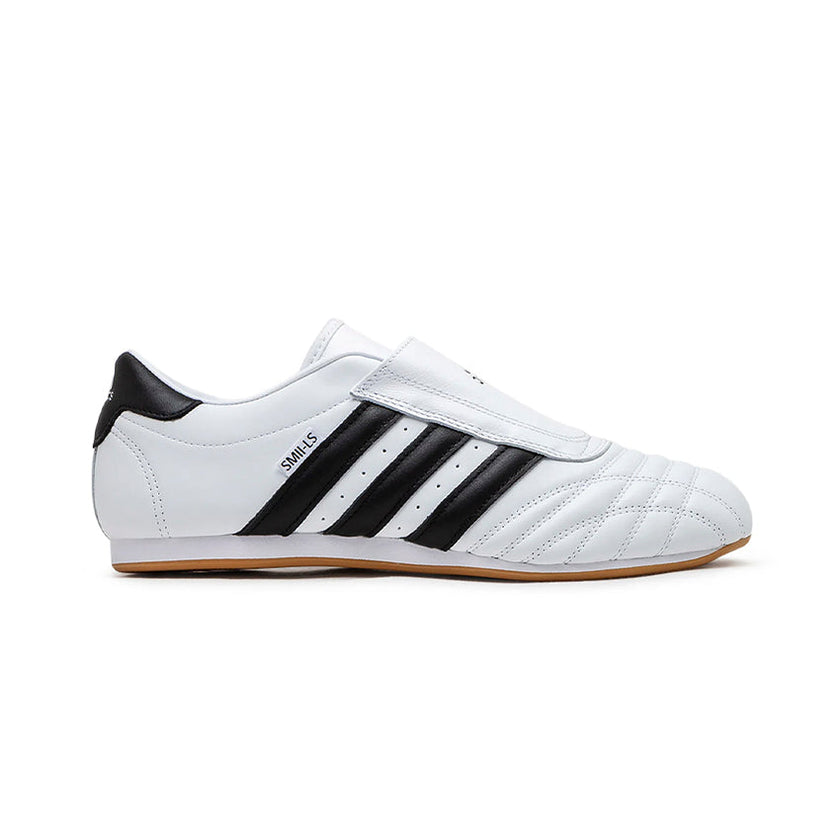 Adidas – La Grieta